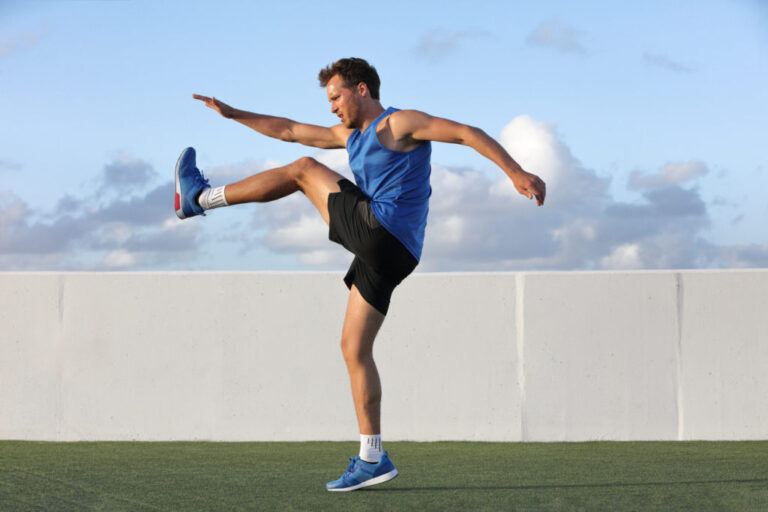 Dynamic vs. Static Stretching: Which is Better for Your Workout ...